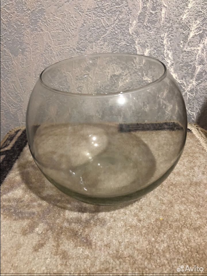 Стеклянная ваза