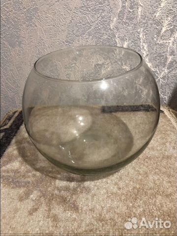 Стеклянная ваза