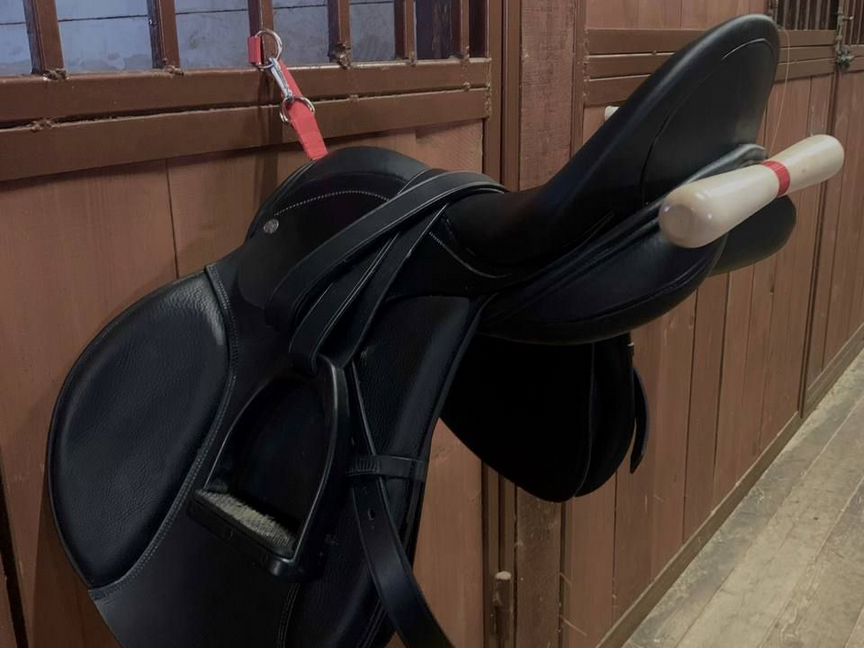 Мобильный кронштейн для седла