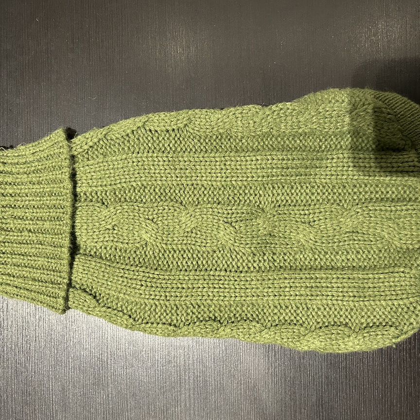 Свитер для маленькой собаки