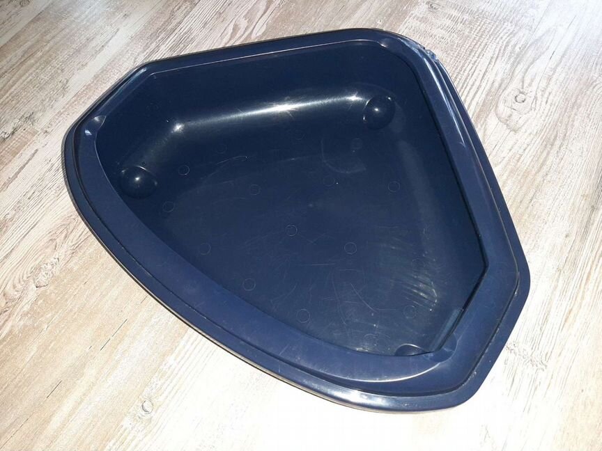 Большой кошачий туалет угловой с крышкой