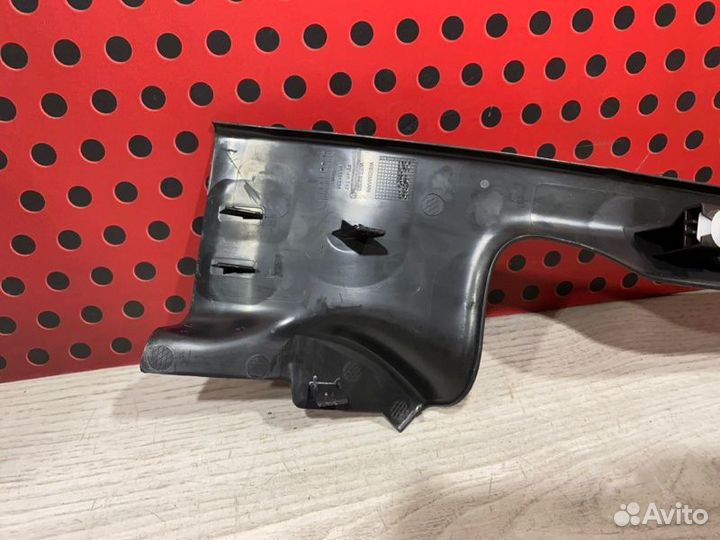 Накладка на порог салона Mercedes-Benz Glc Coupe в Москве, цена 1 600 ...