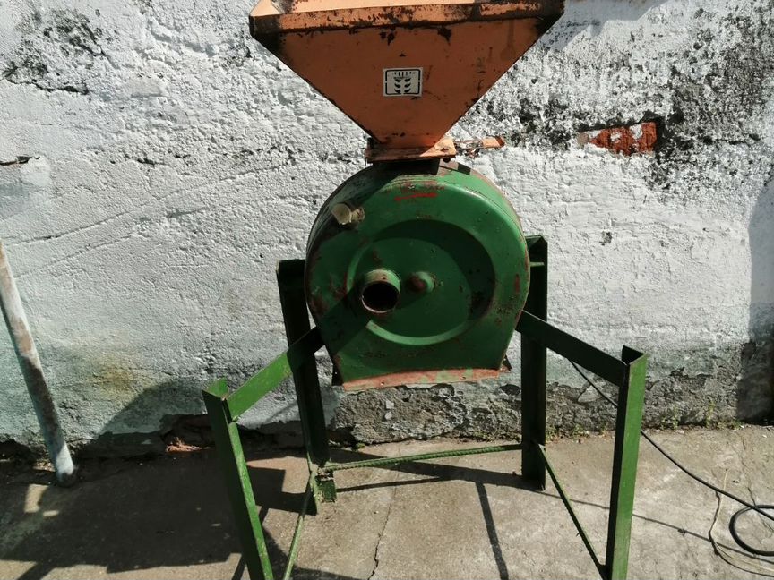 Зернодробилка бу для фермерского хозяйства