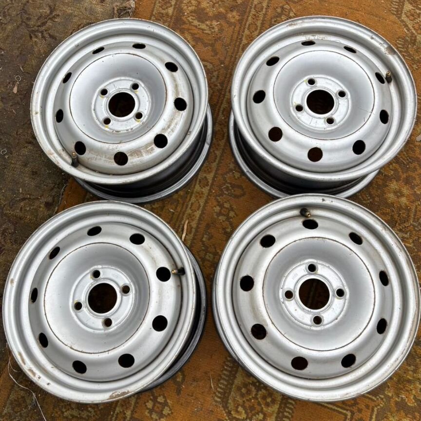 Штамповка Renault 2.15R14 4100