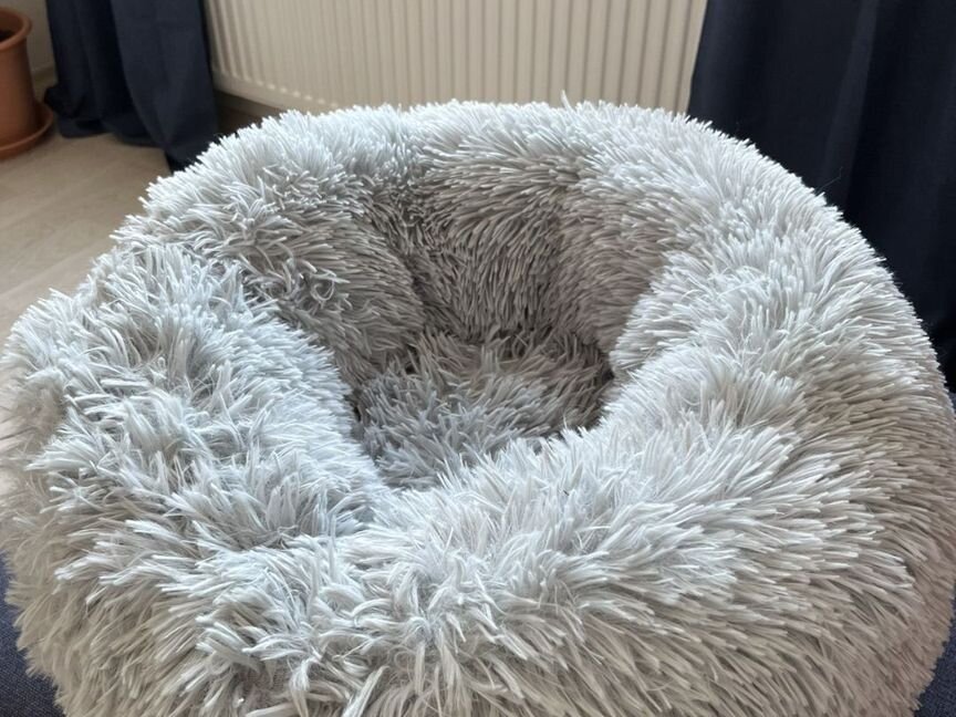 Лежанка плюшка для животных