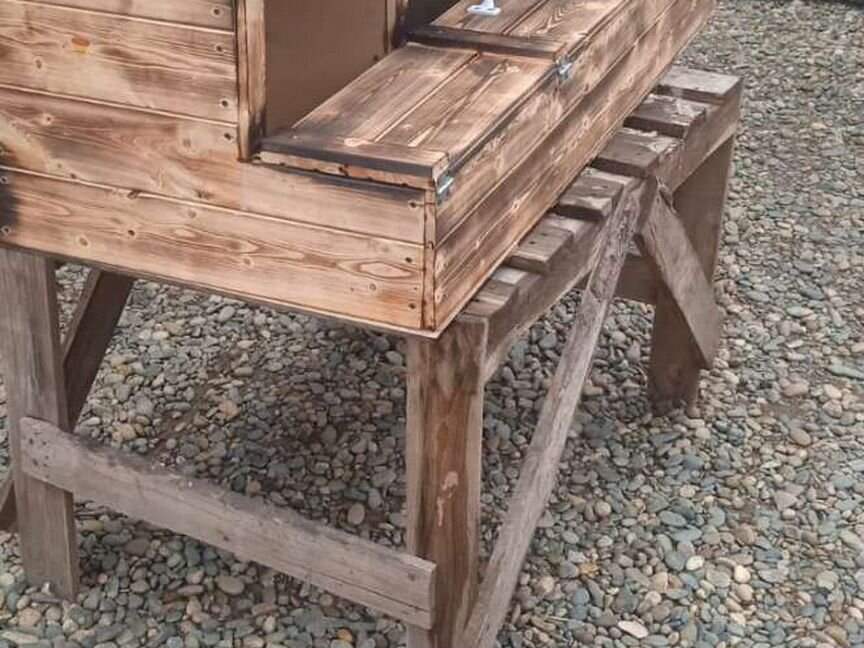 Гнезда для кур с яйцеприемником