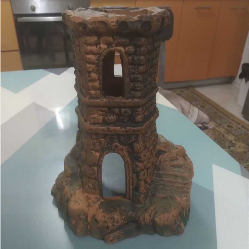 Башня в аквариум