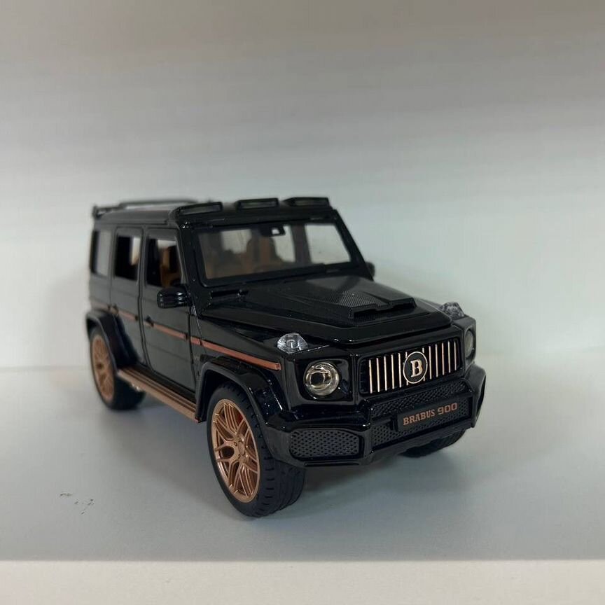 Модель автомобиля 1:24