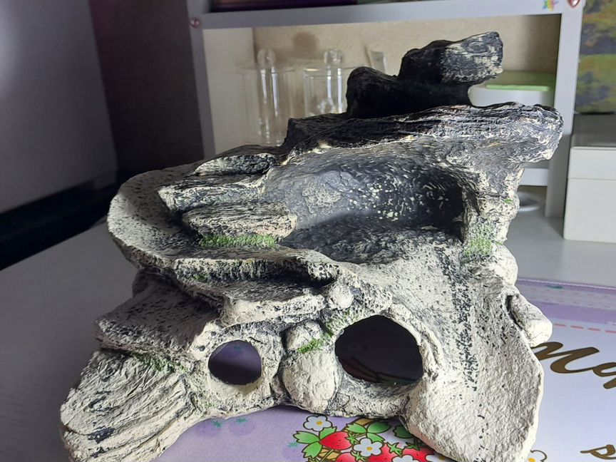 Домик для аквариума (террариума)