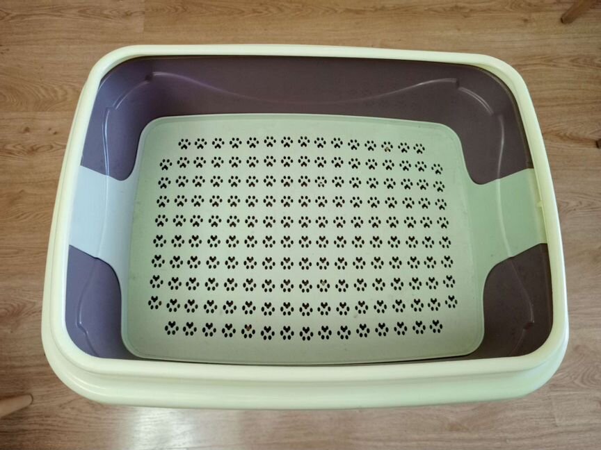 Лоток для кошек большой и маленький