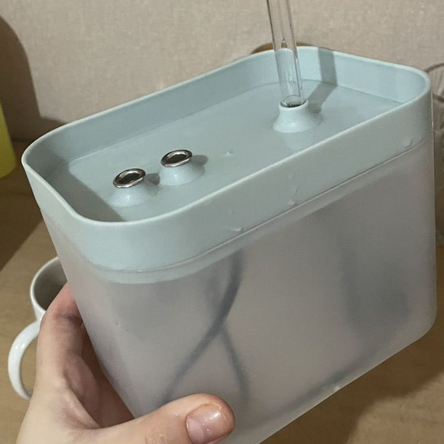 Поилька для кота электрическая