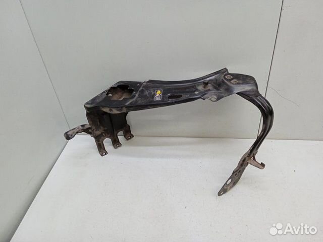 Кронштейн фары левый Mercedes-Benz S-Class W221 купить в Москве ...