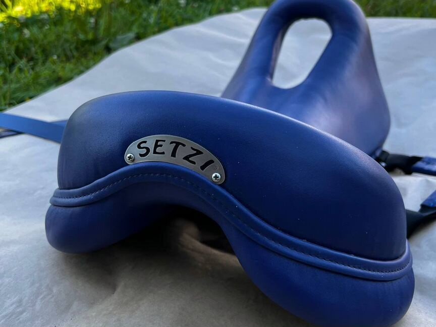 Седло для лошади