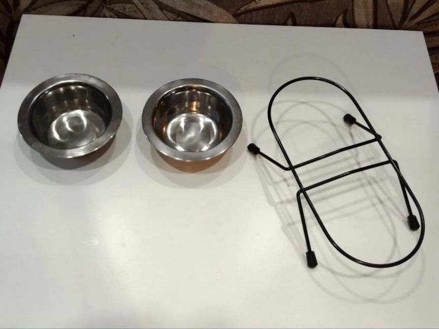 Миска для животных на подставке