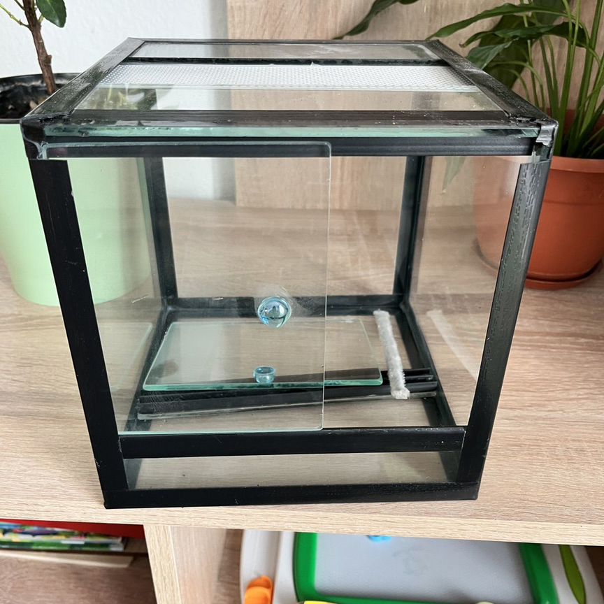 Террариум 20х2020