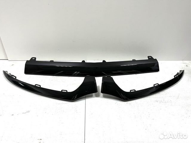 Накладки переднего бампера Mercedes w205 Amg черны купить в Москве с ...