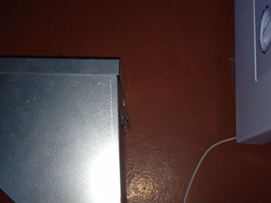 Бункерная кормушка для кроликов