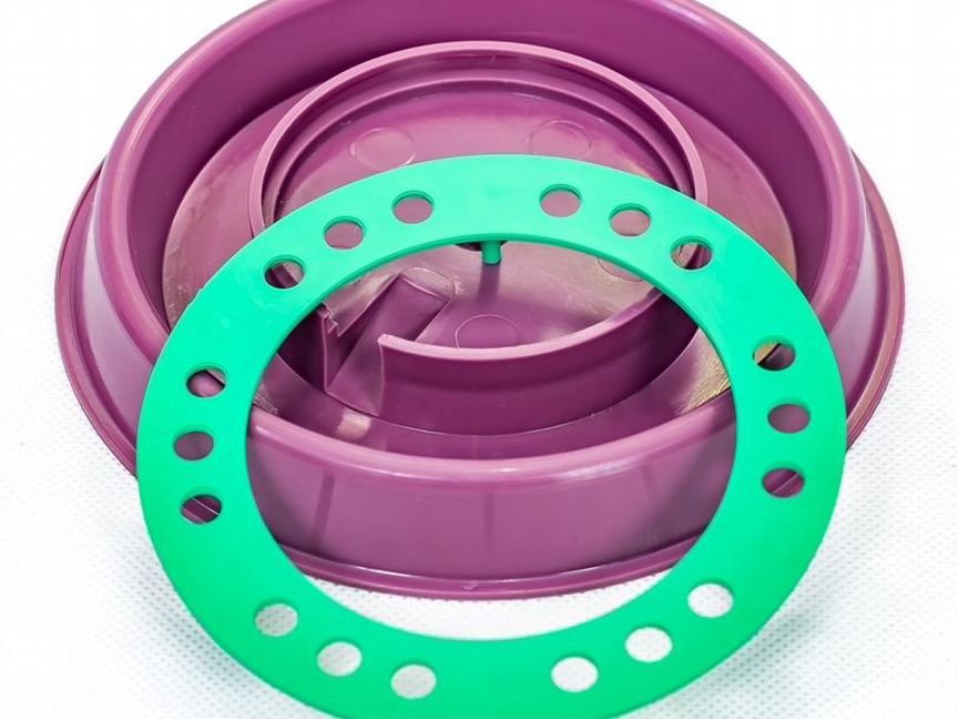 Поилка вакуумная бс-01M с подставкой для поения