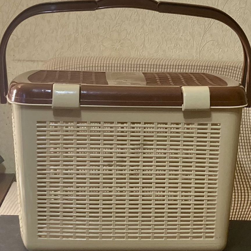 Переноска для кошек пластиковая в Челябинске