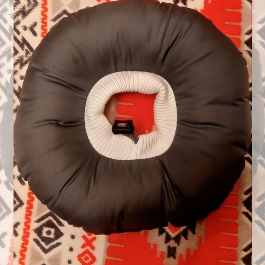 Ошейник после операции для кошки