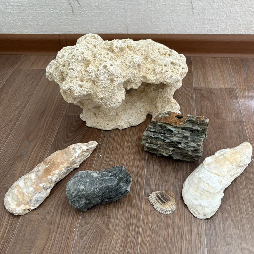 Украшения для аквариума
