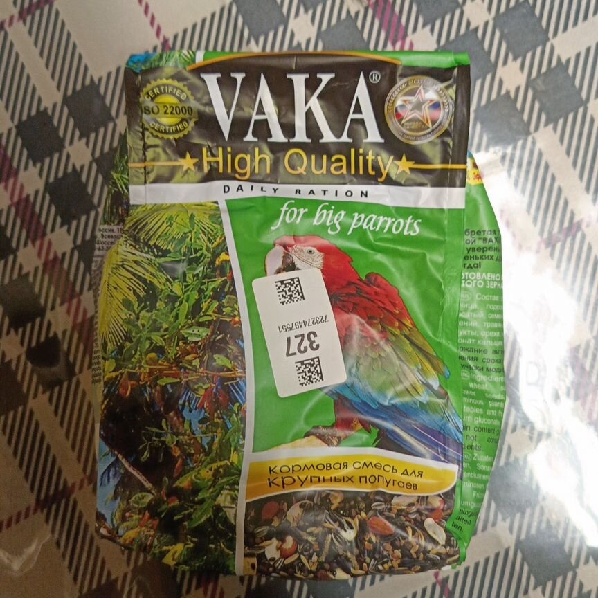 Корм "Вака" для больших птиц