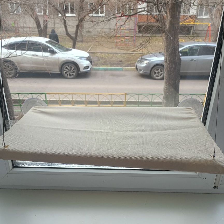 Гамак для кошек на окно