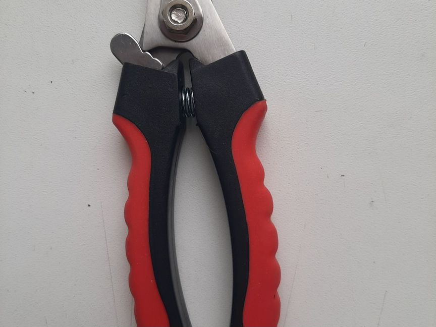 Когтерезка для собак