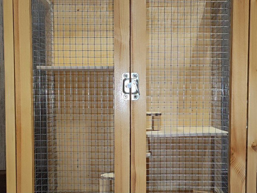 Витрина для животных, клетка