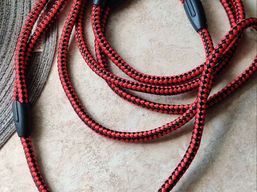 Сворка на три собаки