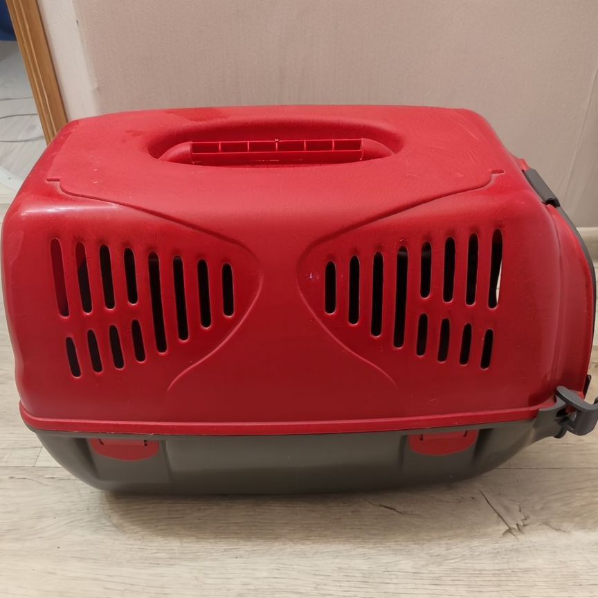 Переноска для кошек пластиковая бу