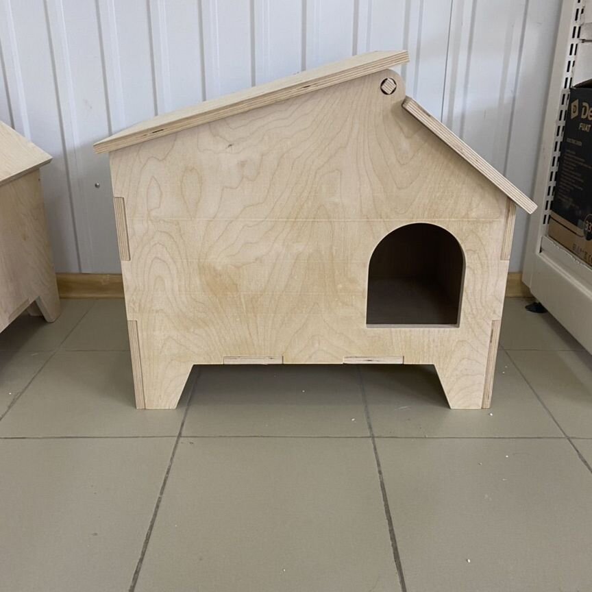 Будка домик для кошки или собаки