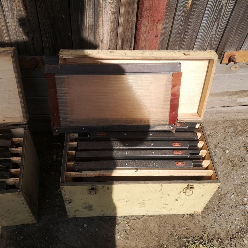 Рамка для сбора пчелинного яда