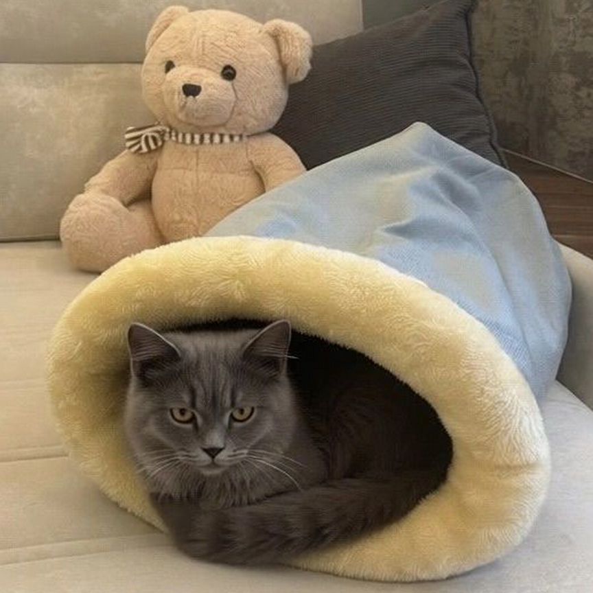 Лежанка-норка для кошек и собак