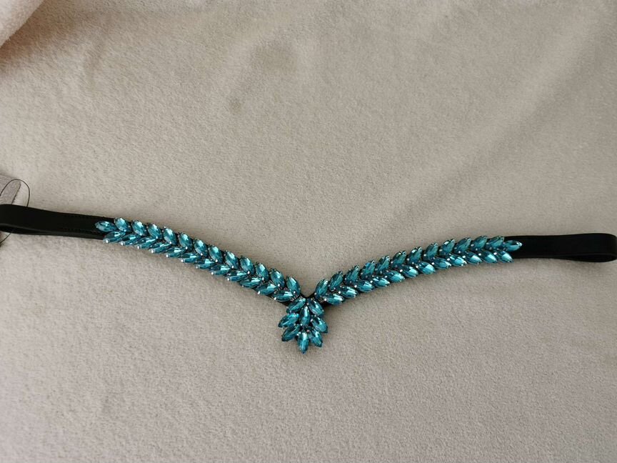 Налобник для лошади