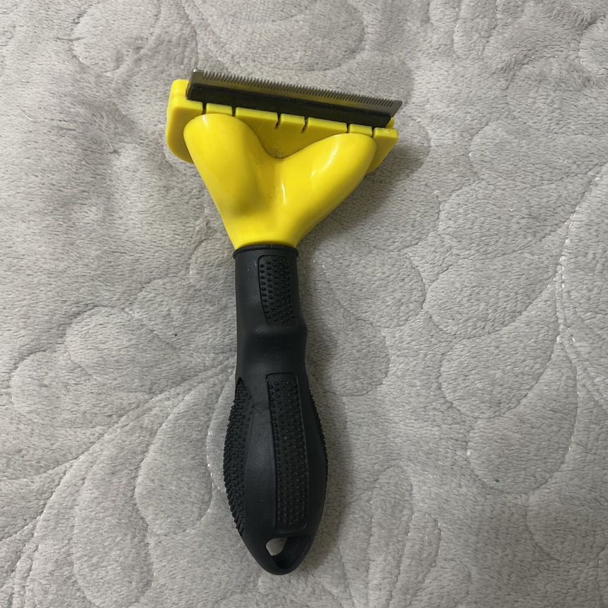 Дешеддер, расческа для животных