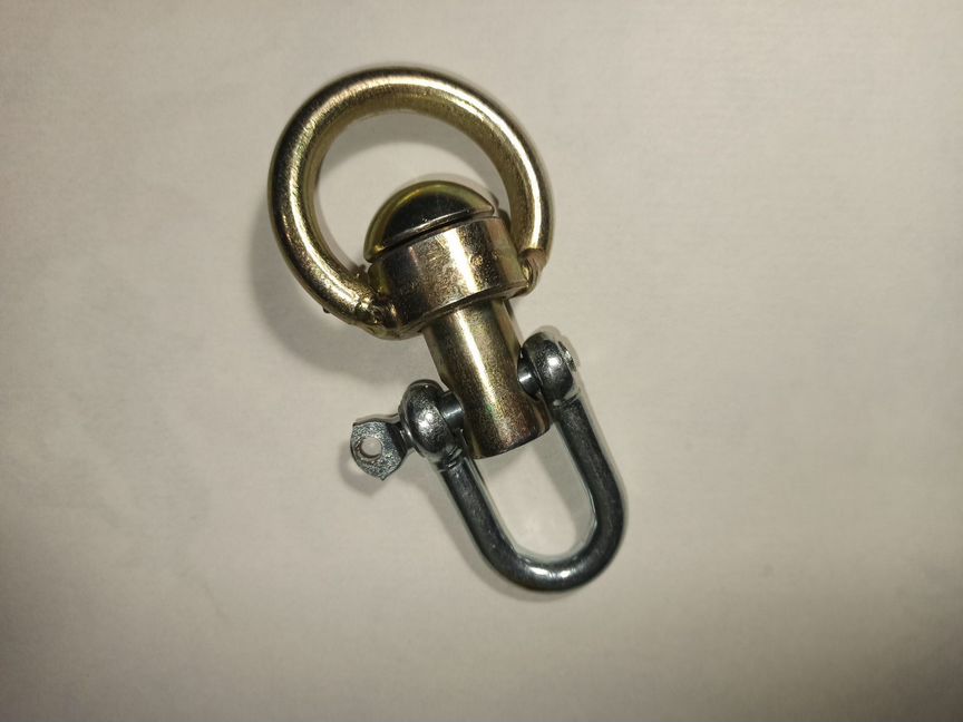 Вертлюг для шлеек