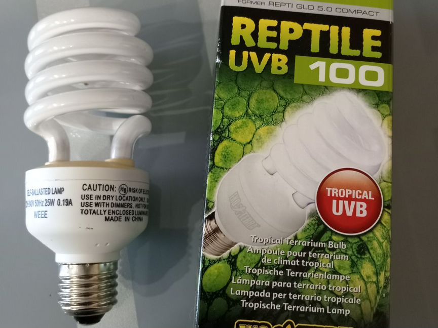 Ультрафиолетовая лампа для террариума