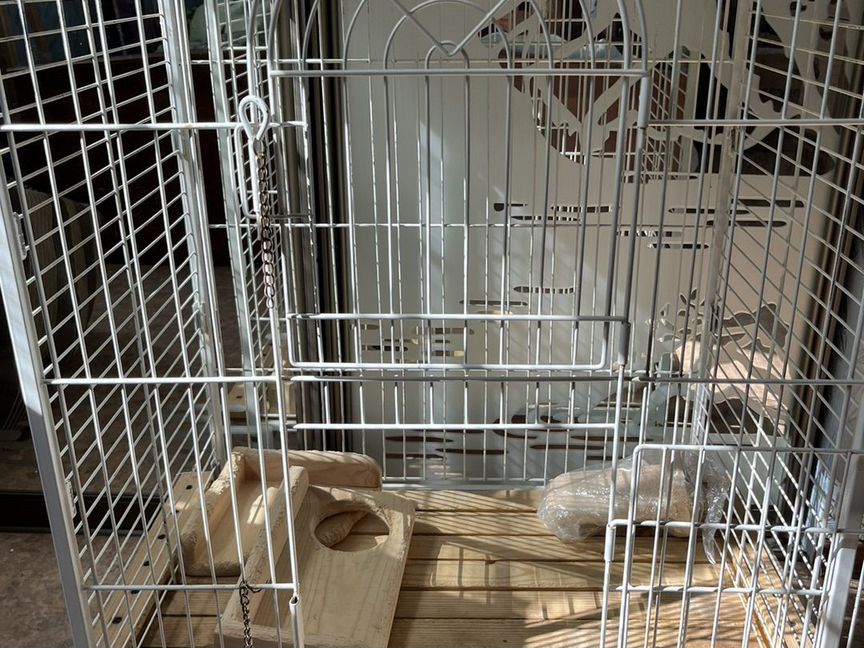 Клетка для шиншилл с деревянными полками