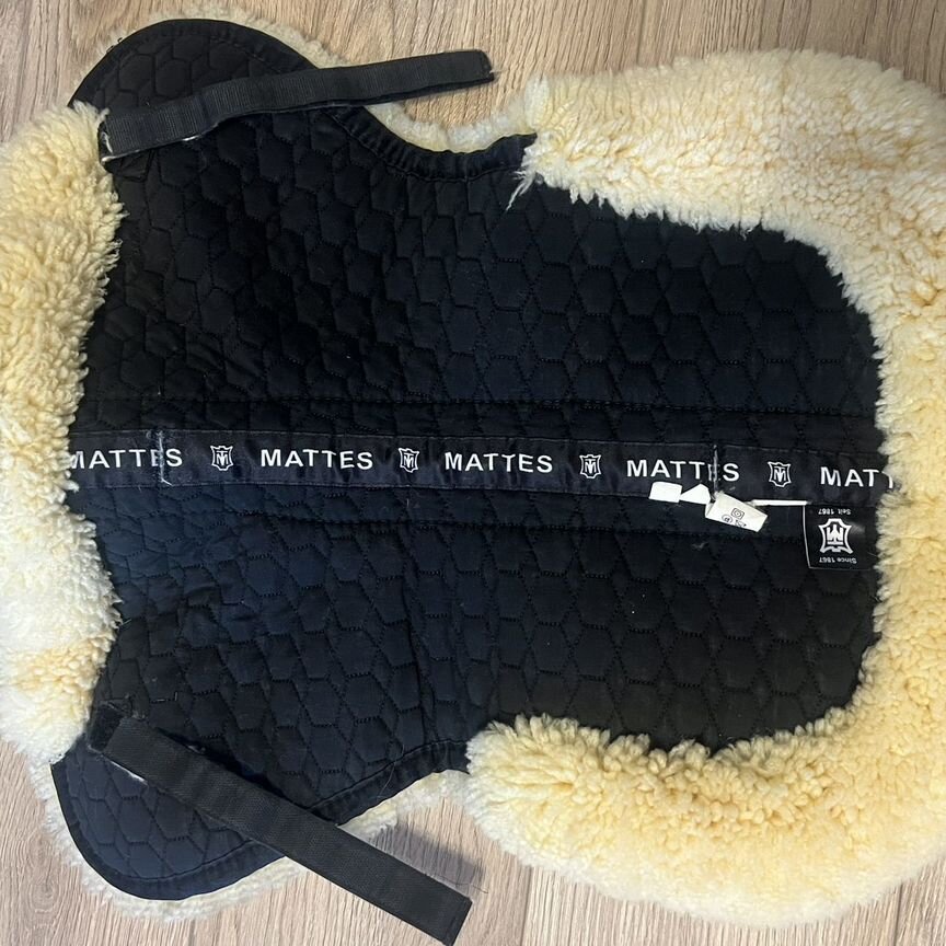 Меховушка под седло Mattes