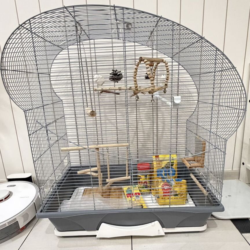 Клетка для попугая большая