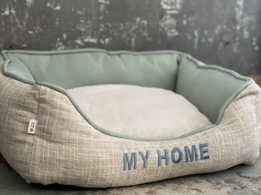 Лежанка для кошек