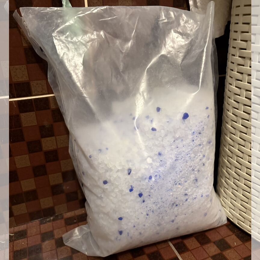 Продам силикогелевый наполнитель 10 л