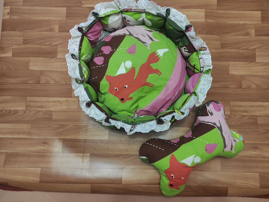 Лежанка гнездо для собак и кошек