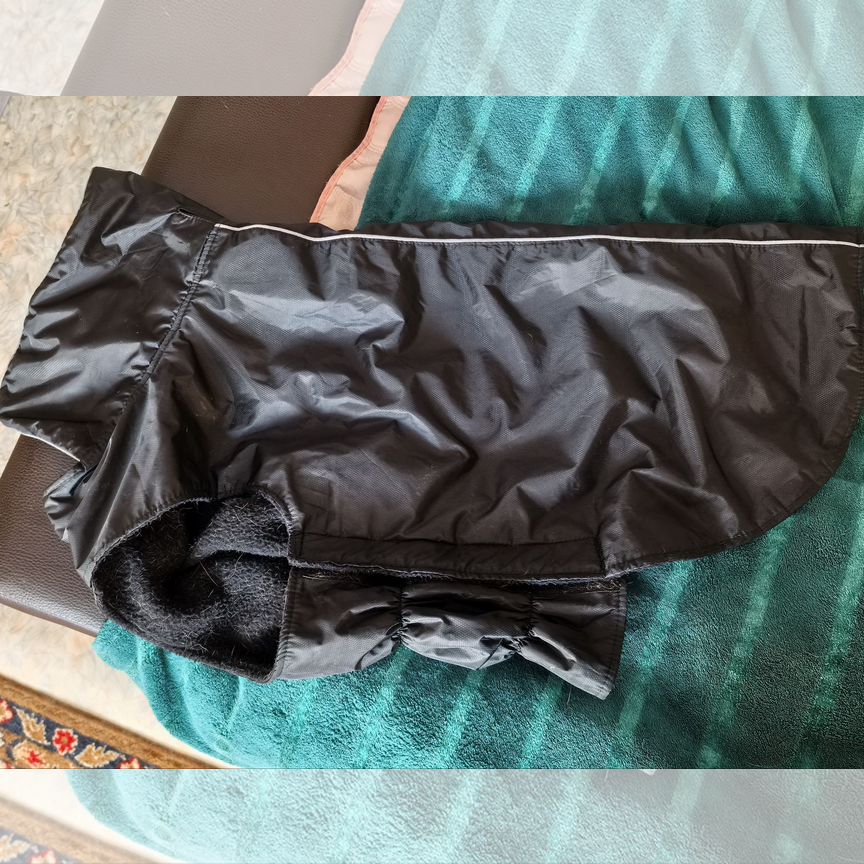 Утепленная жилетка на большую собаку