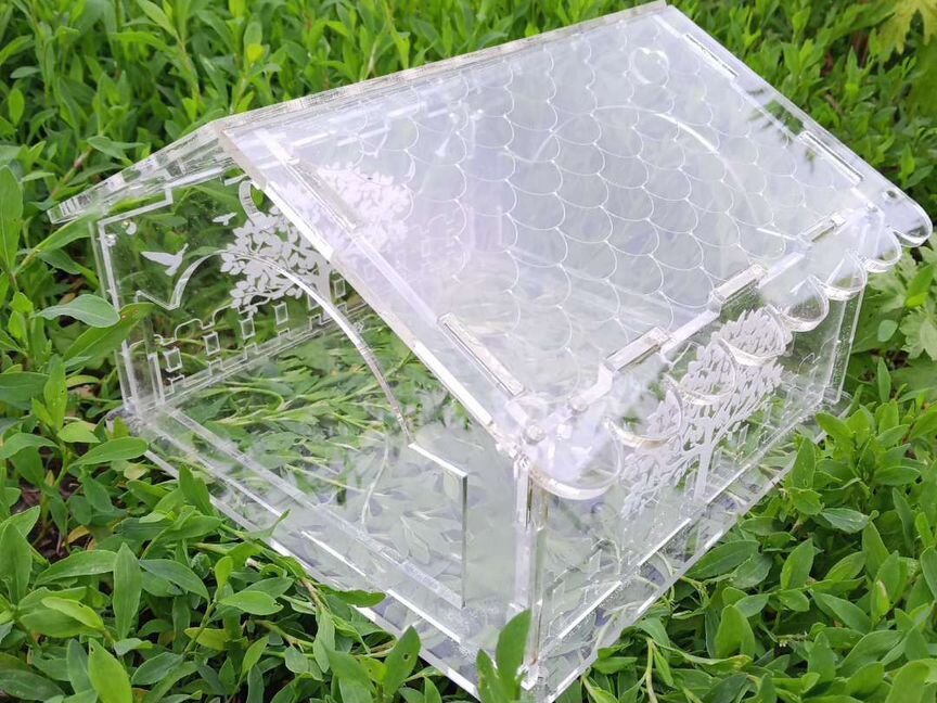 Кормушка скворечник для птиц