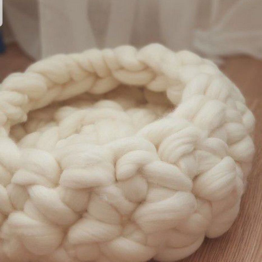 Вязаная лежанка из 100-ной шерсти мериноса