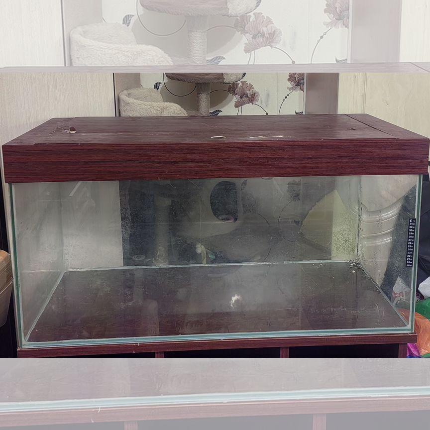 Аквариум с тумбой