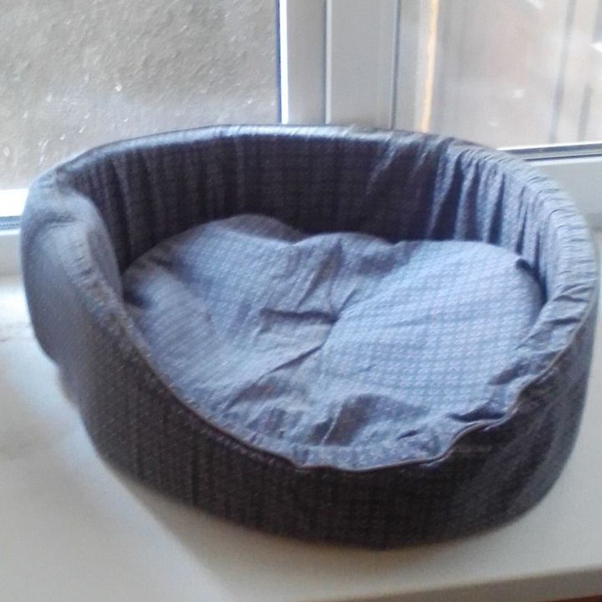 Лежанка для кота бу