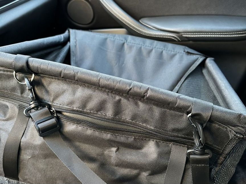 Автокресло для собак